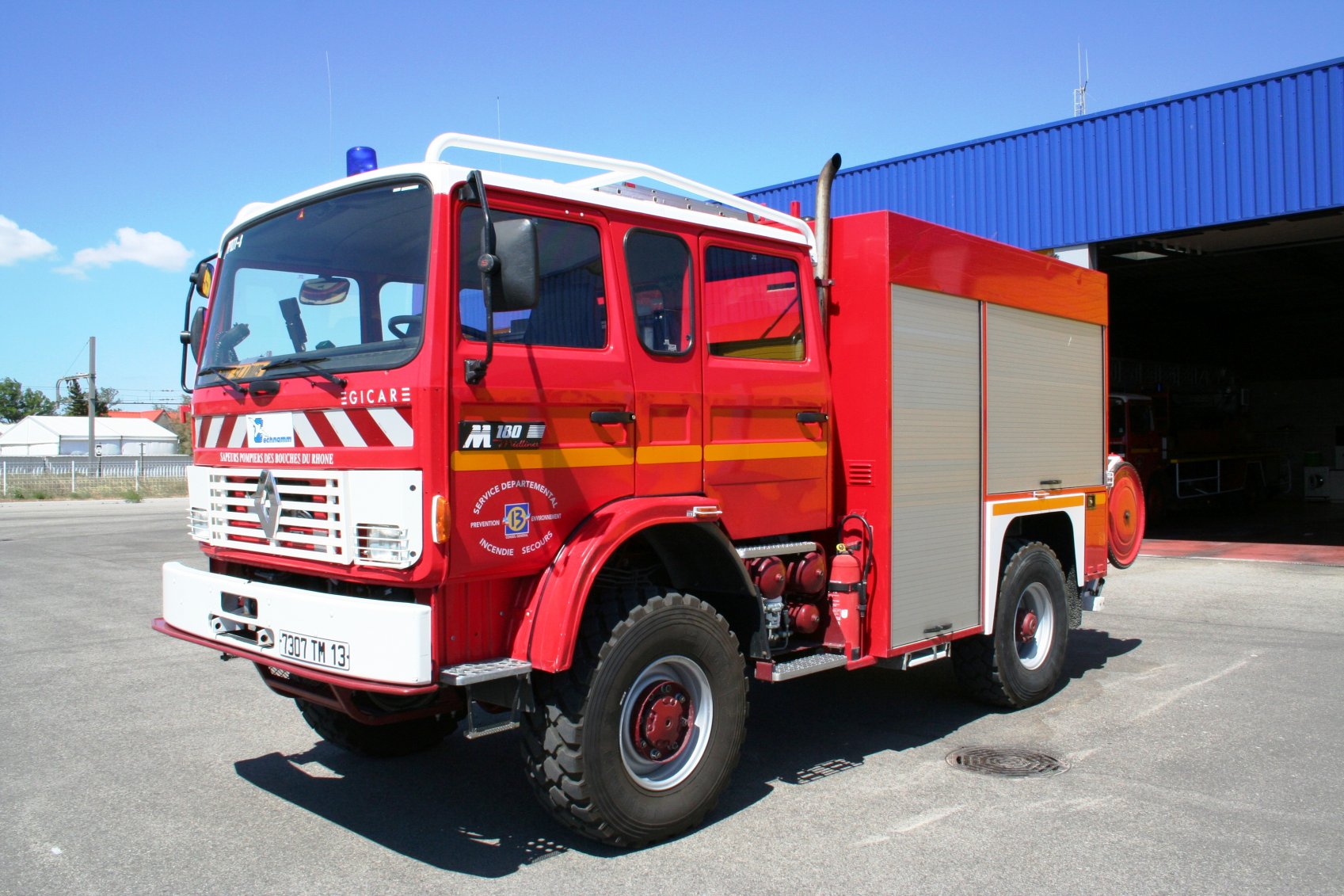 Véhicules des pompiers français - Page 1602 - Auto titre