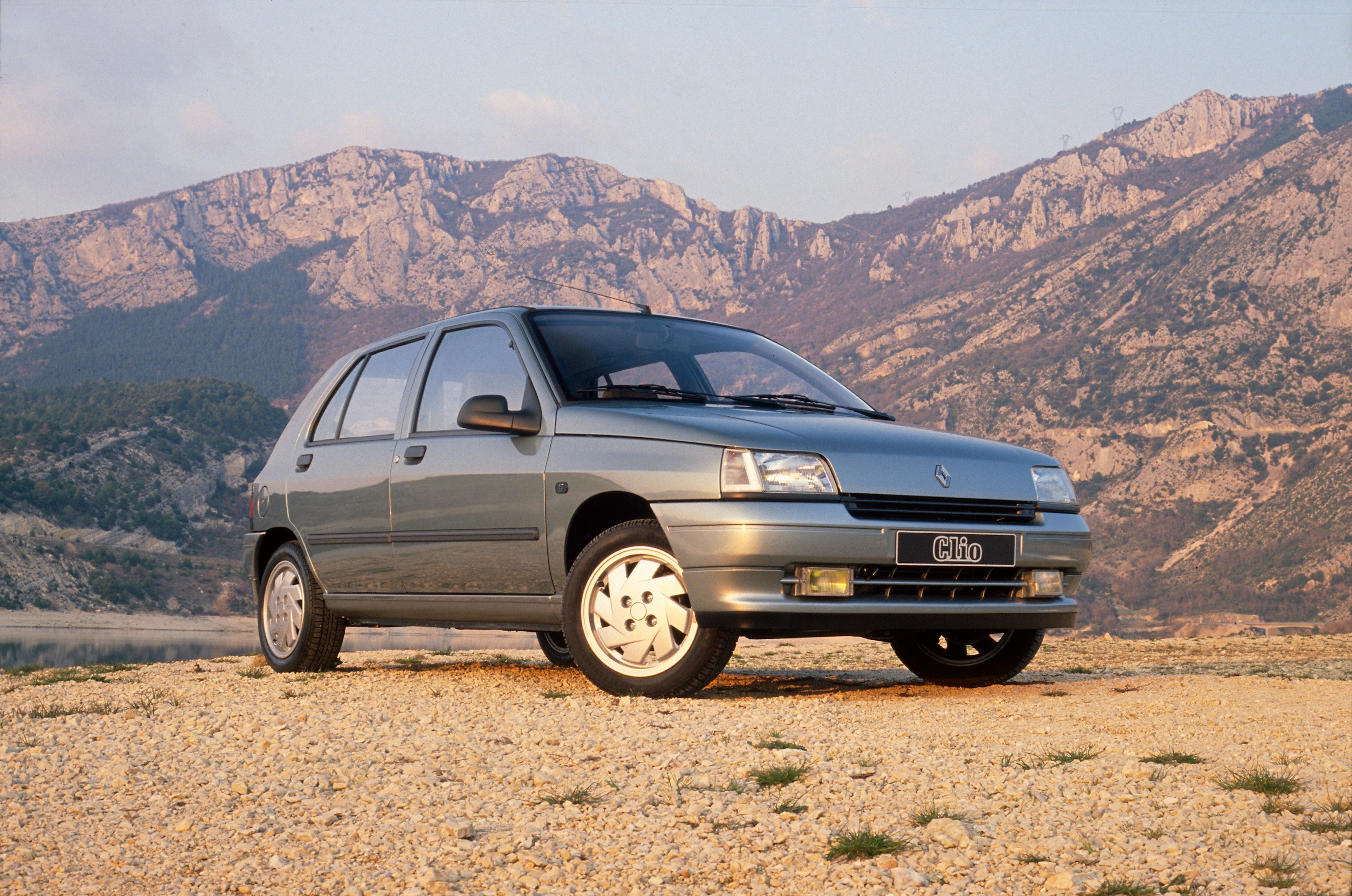 Photos Renault Clio I - Auto titre