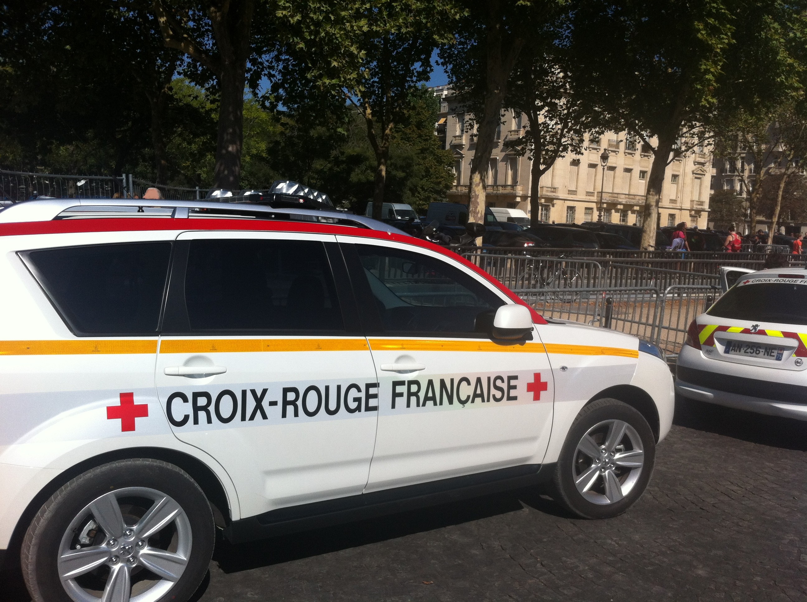 Croix Rouge Française - Page 261 - Auto titre