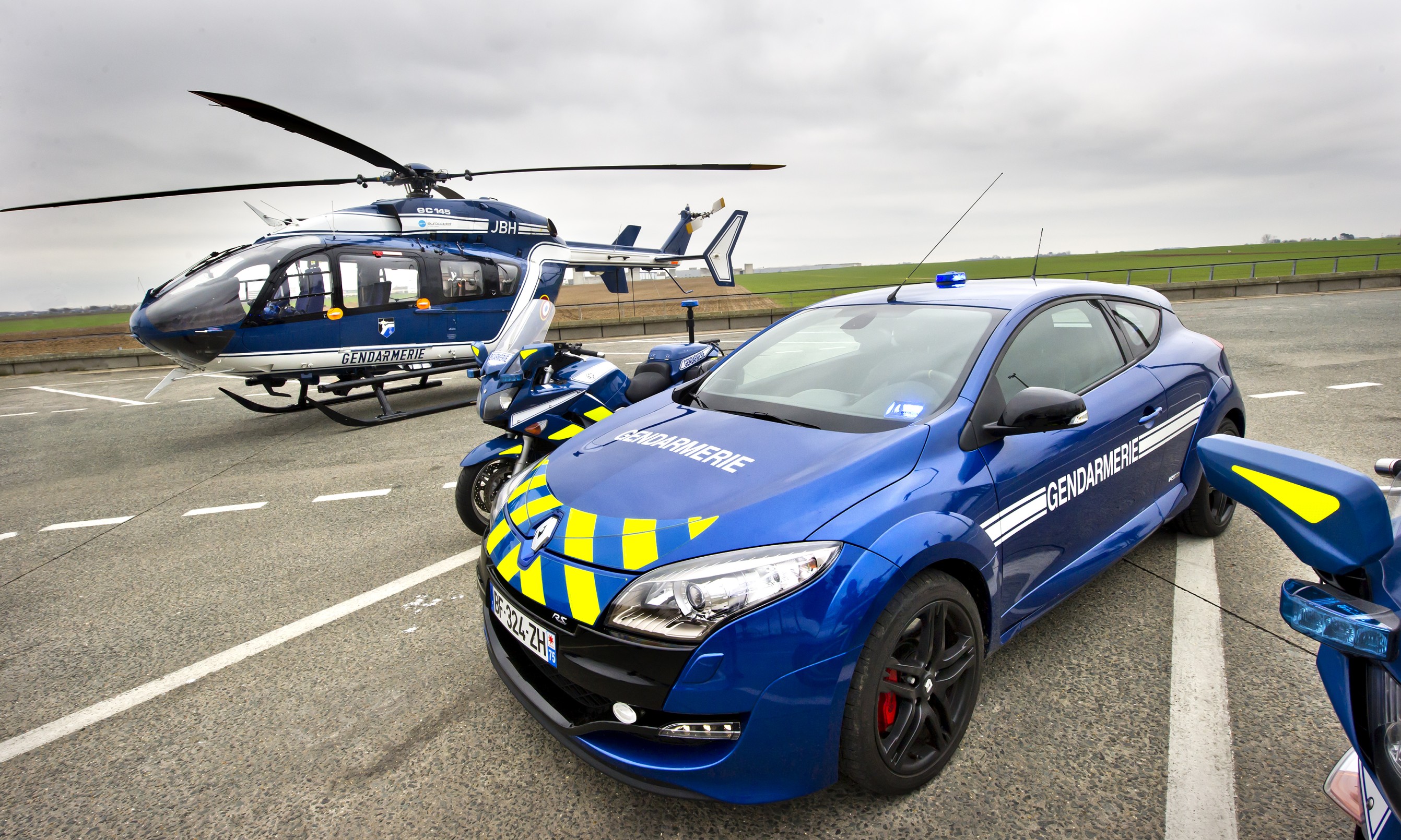 Photos de voitures de Police - Page 1733 - Auto titre