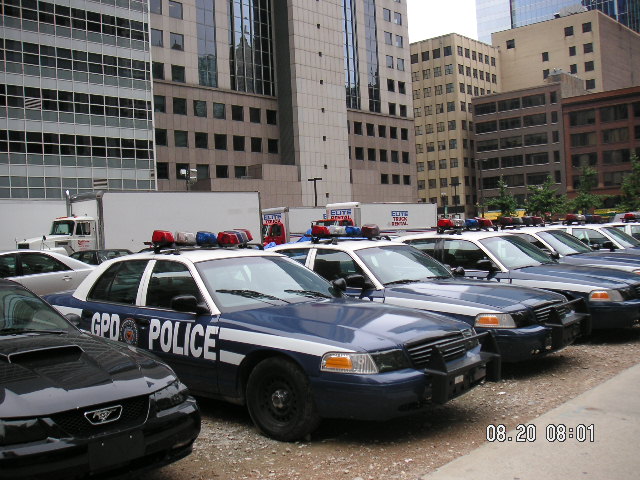 Photos de voitures de Police - Page 1632 - Auto titre