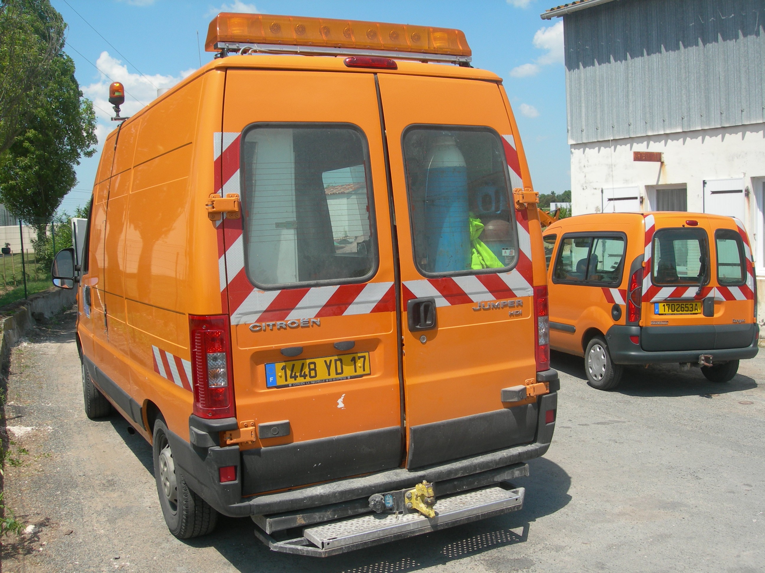 Les vehicules d'autoroute de la DDE et de la DIR - Page 88 - Auto titre