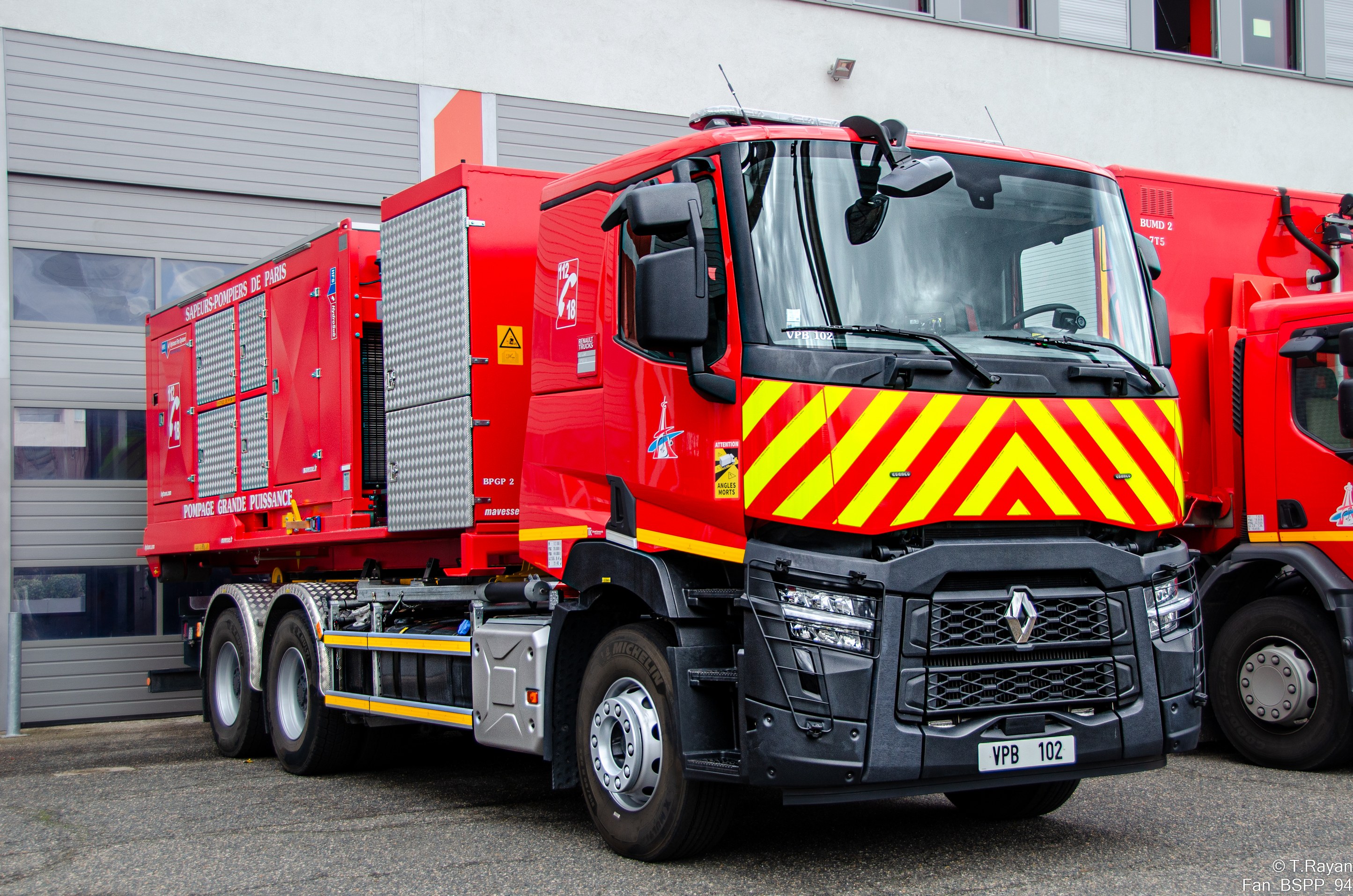 Véhicules des pompiers français - Page 2479 - Auto titre
