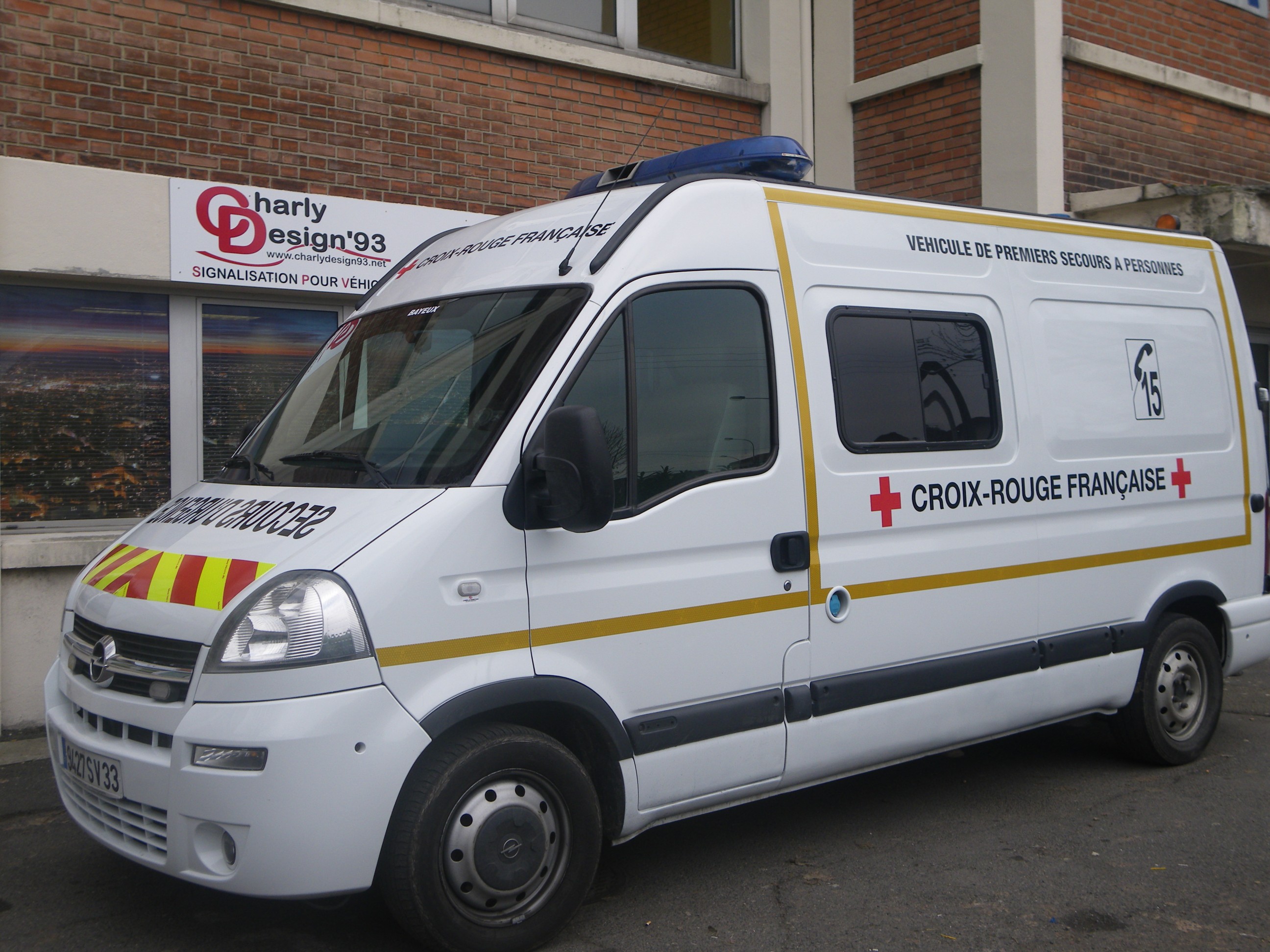 Croix Rouge Française - Page 140 - Auto titre