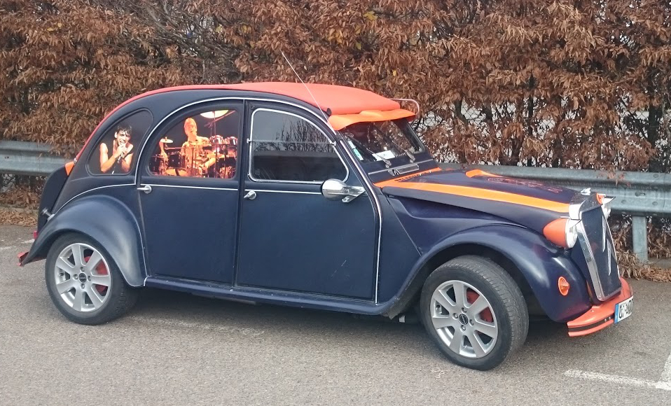 2cv custom et tuning - Auto titre