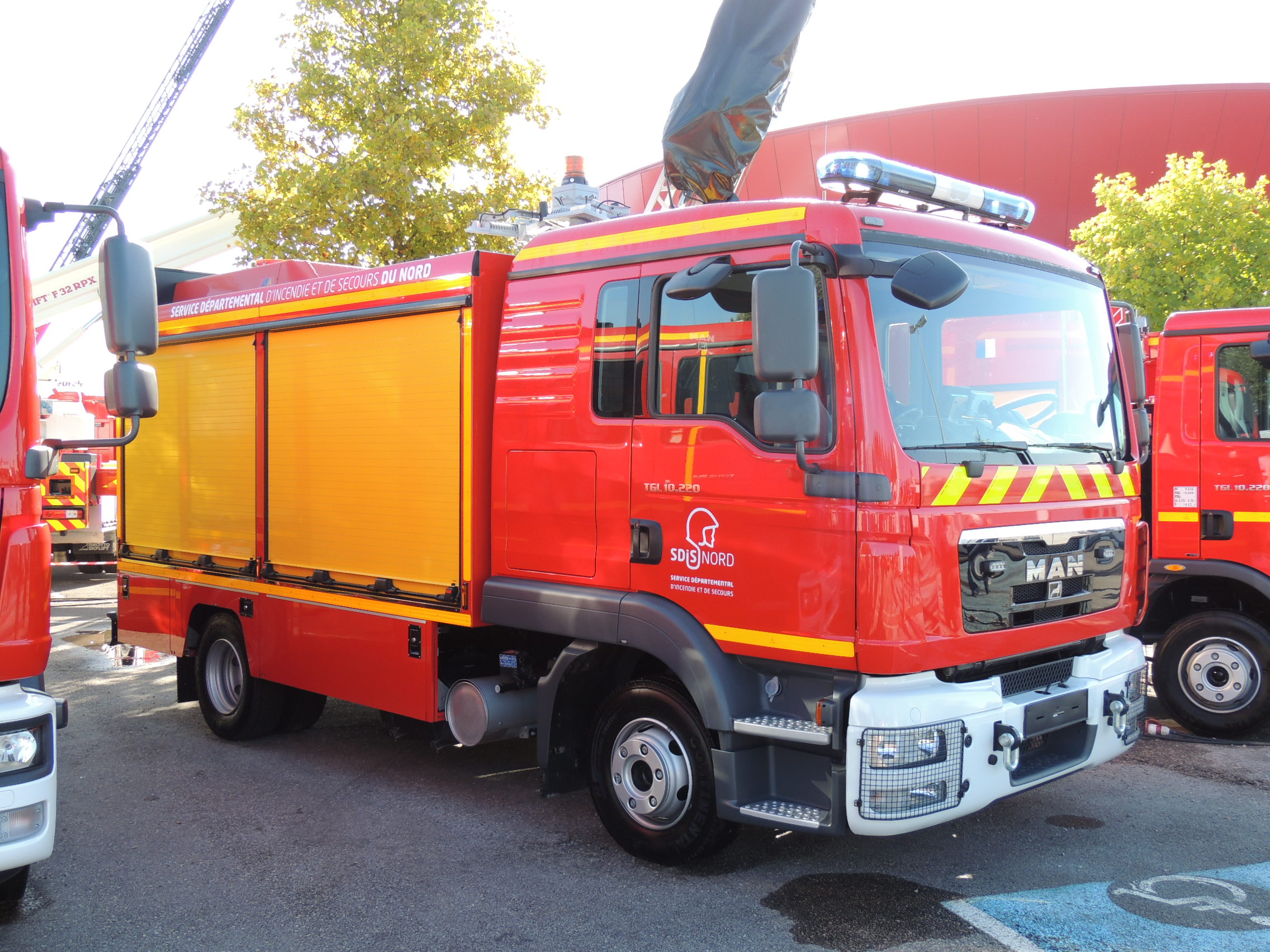 Véhicules des pompiers français - Page 1286 - Auto titre