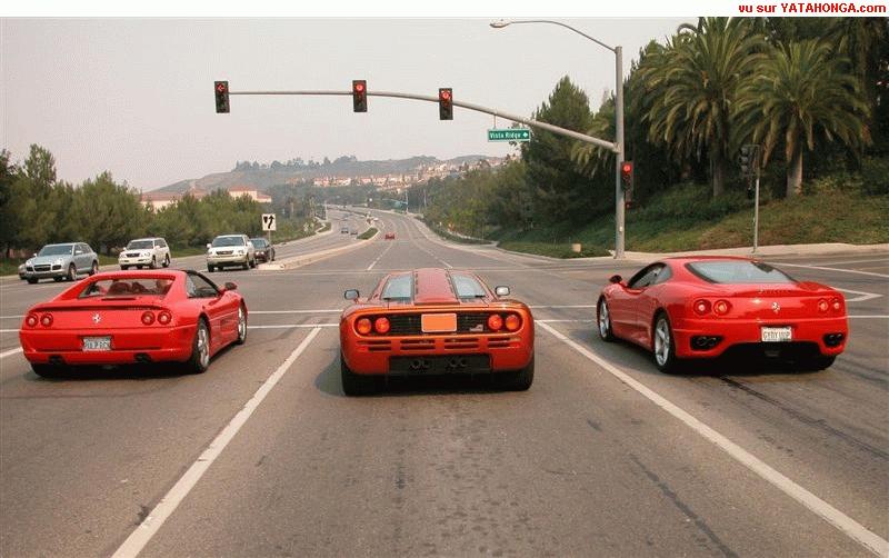 Au feu rouge - Auto titre