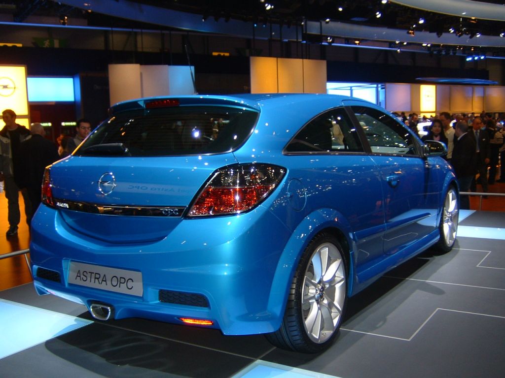 Nouvelle Astra Opc 240 ch - Auto titre