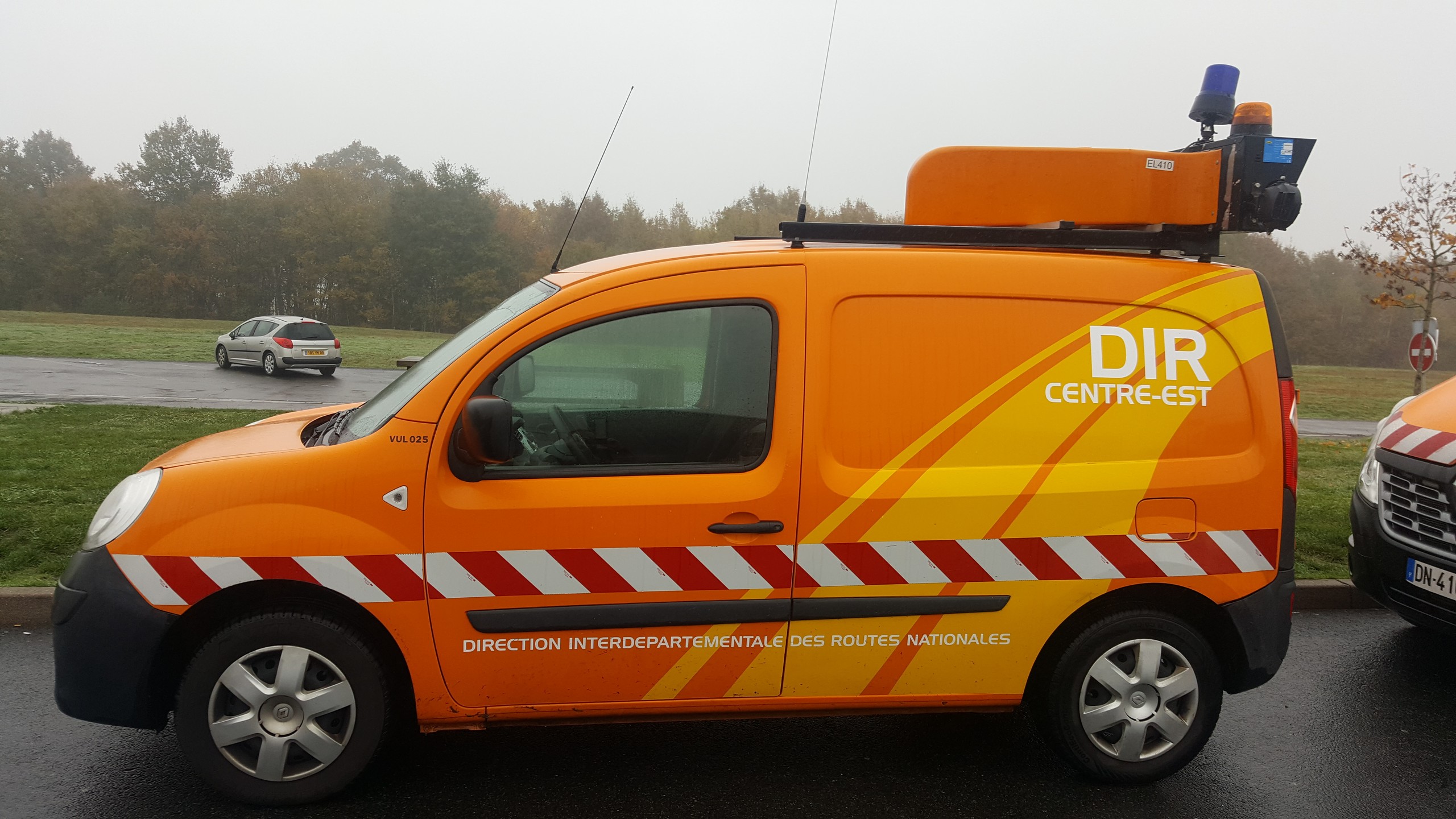 Les vehicules d'autoroute de la DDE et de la DIR - Page 254 - Auto titre