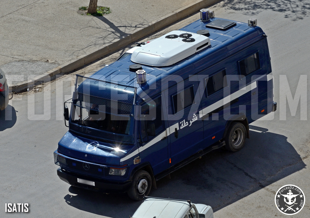 Photos de voitures de Police - Page 2282 - Auto titre