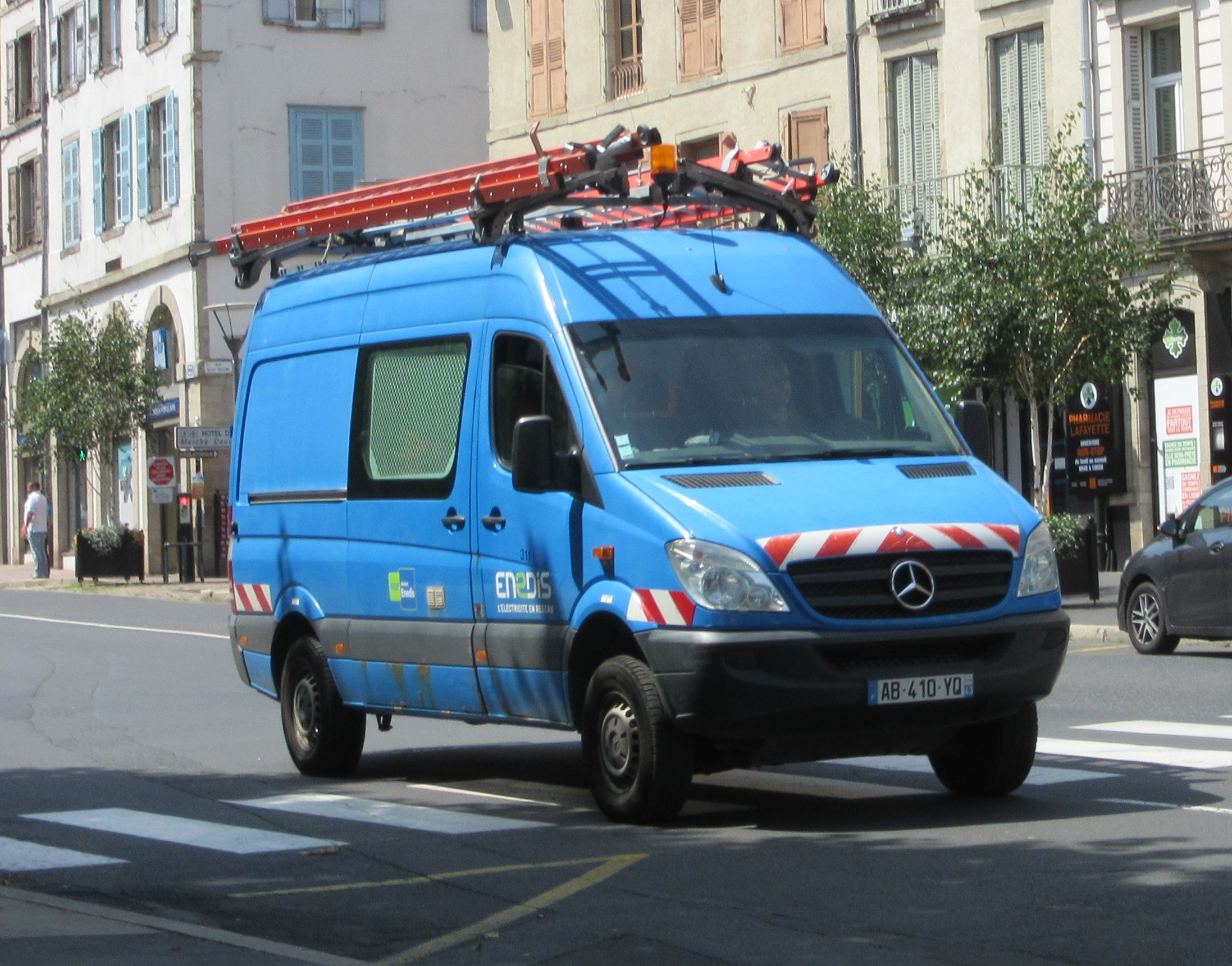 Vehicules EDF GDF - Page 10 - Auto titre