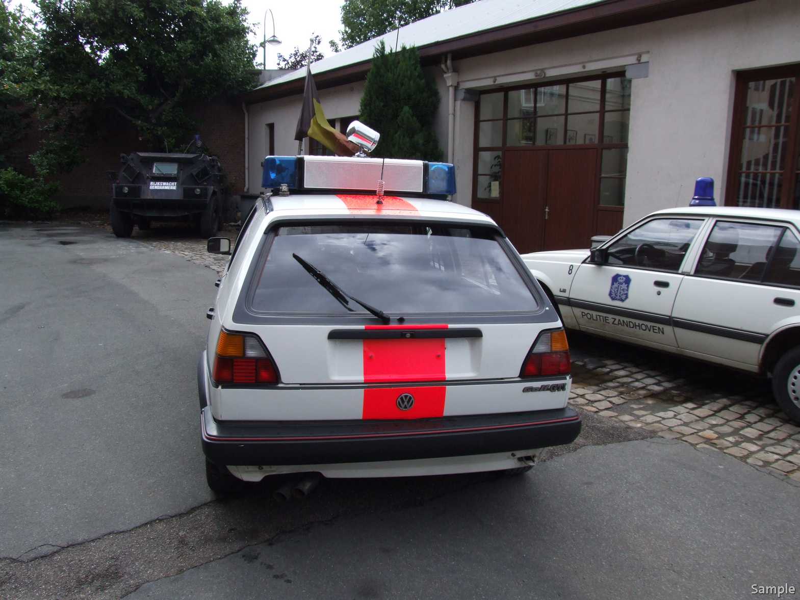 Photos de voitures de Police - Page 757 - Auto titre