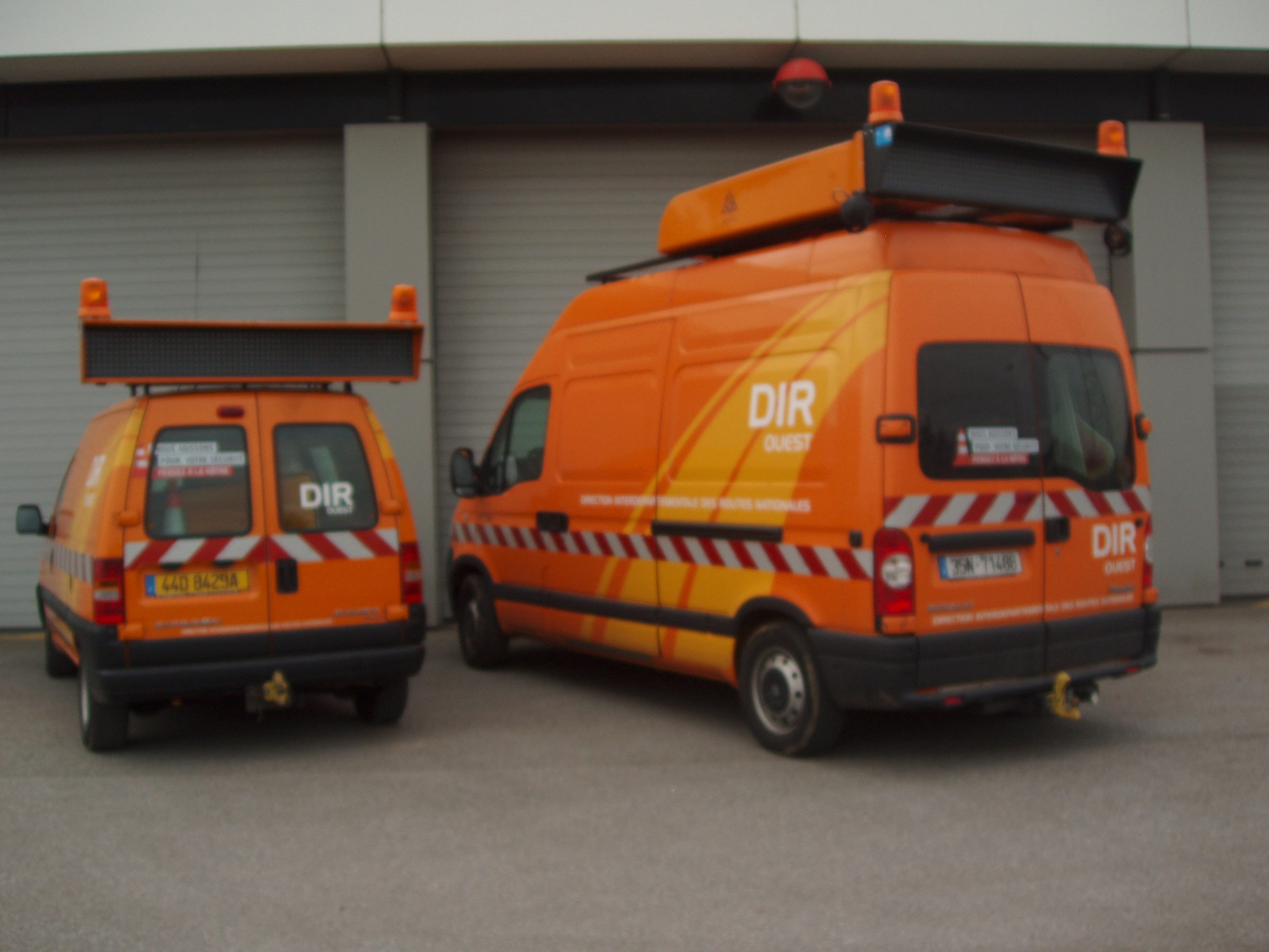 Les vehicules d'autoroute de la DDE et de la DIR - Page 162 - Auto titre