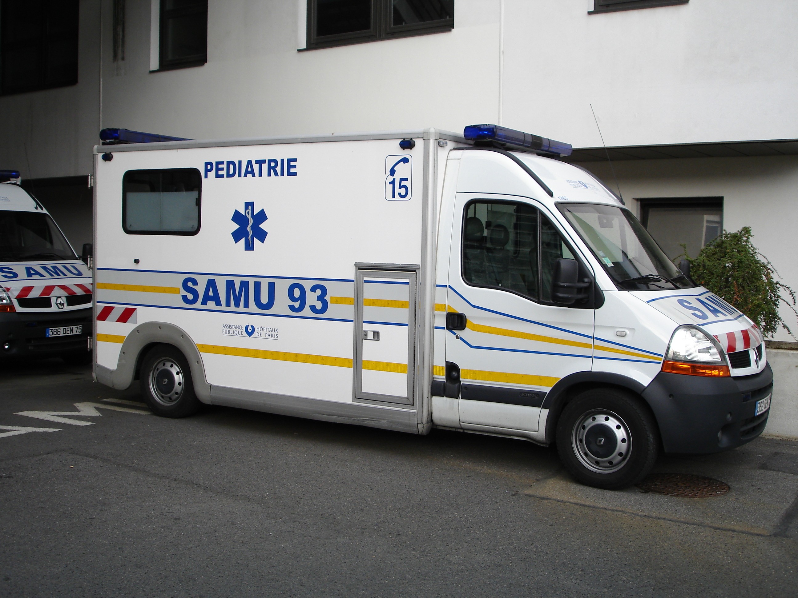 Véhicules SAMU et SMUR [réanimé] - Page 352 - Auto titre