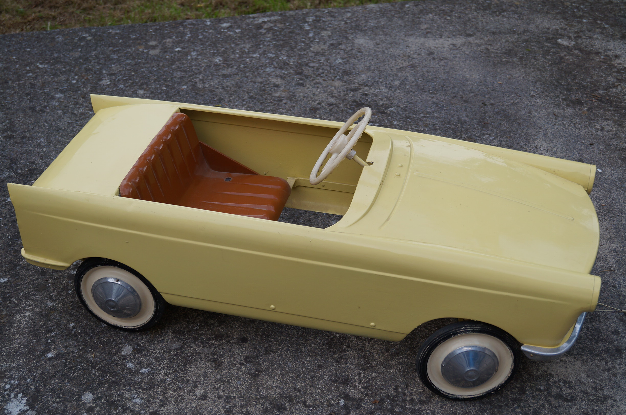 Voitures à pédales ! - Page 127 - Auto titre