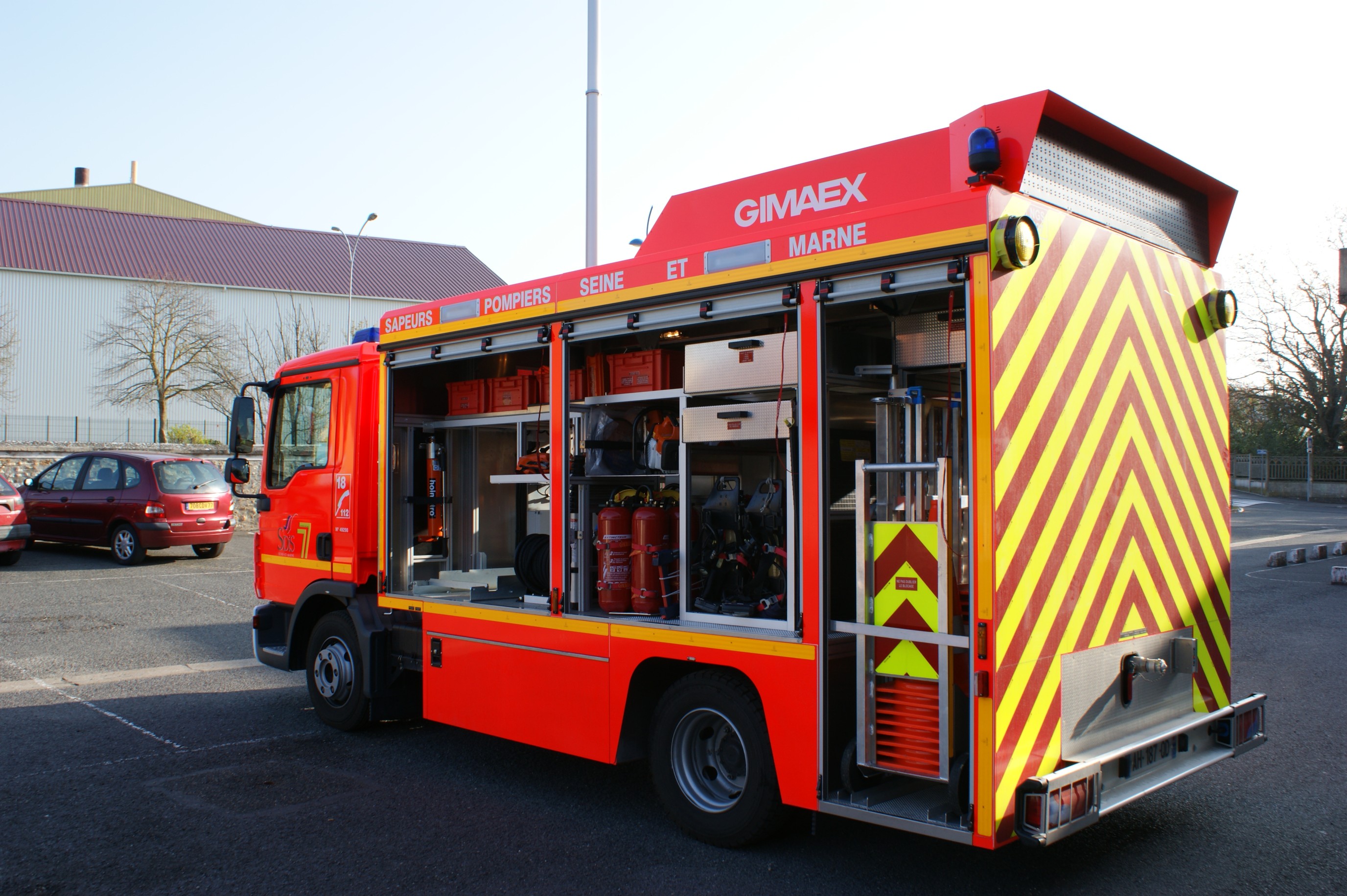 Véhicules des pompiers français - Page 460 - Auto titre