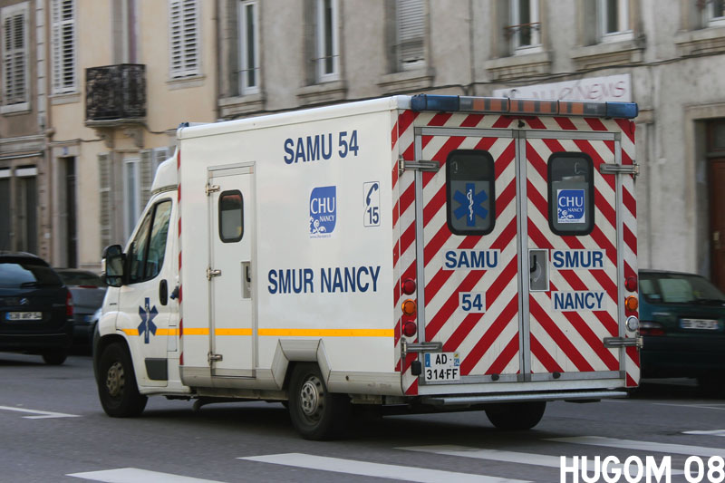 Véhicules SAMU et SMUR [réanimé] - Page 521 - Auto titre