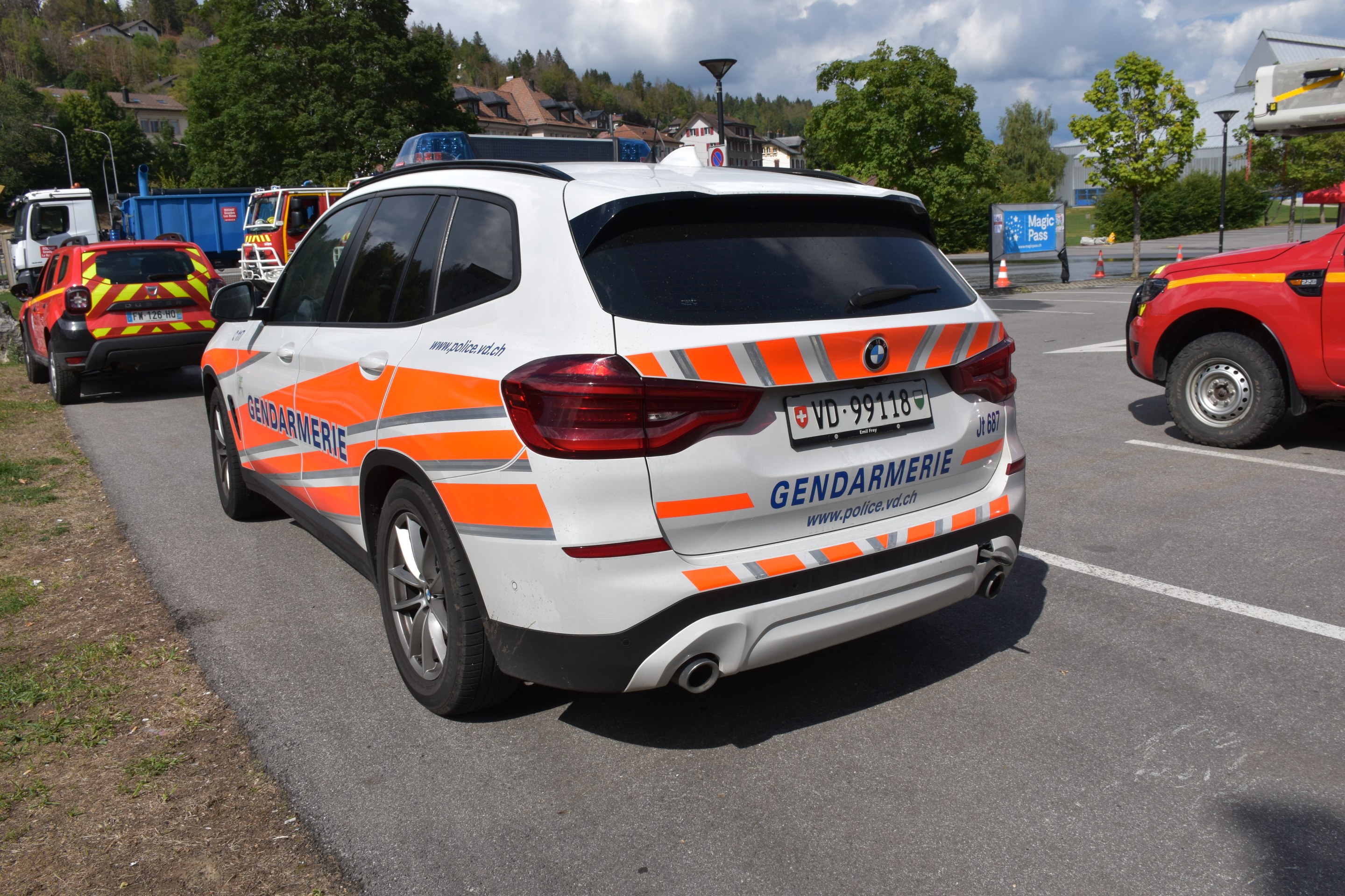 Photos de voitures de Police - Page 3037 - Auto titre