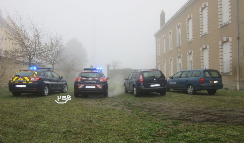 Photos de voitures de Police - Page 2479 - Auto titre