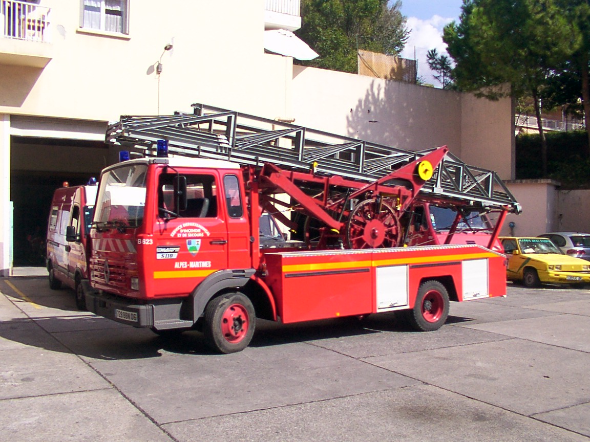 Véhicules des pompiers français - Page 50 - Auto titre