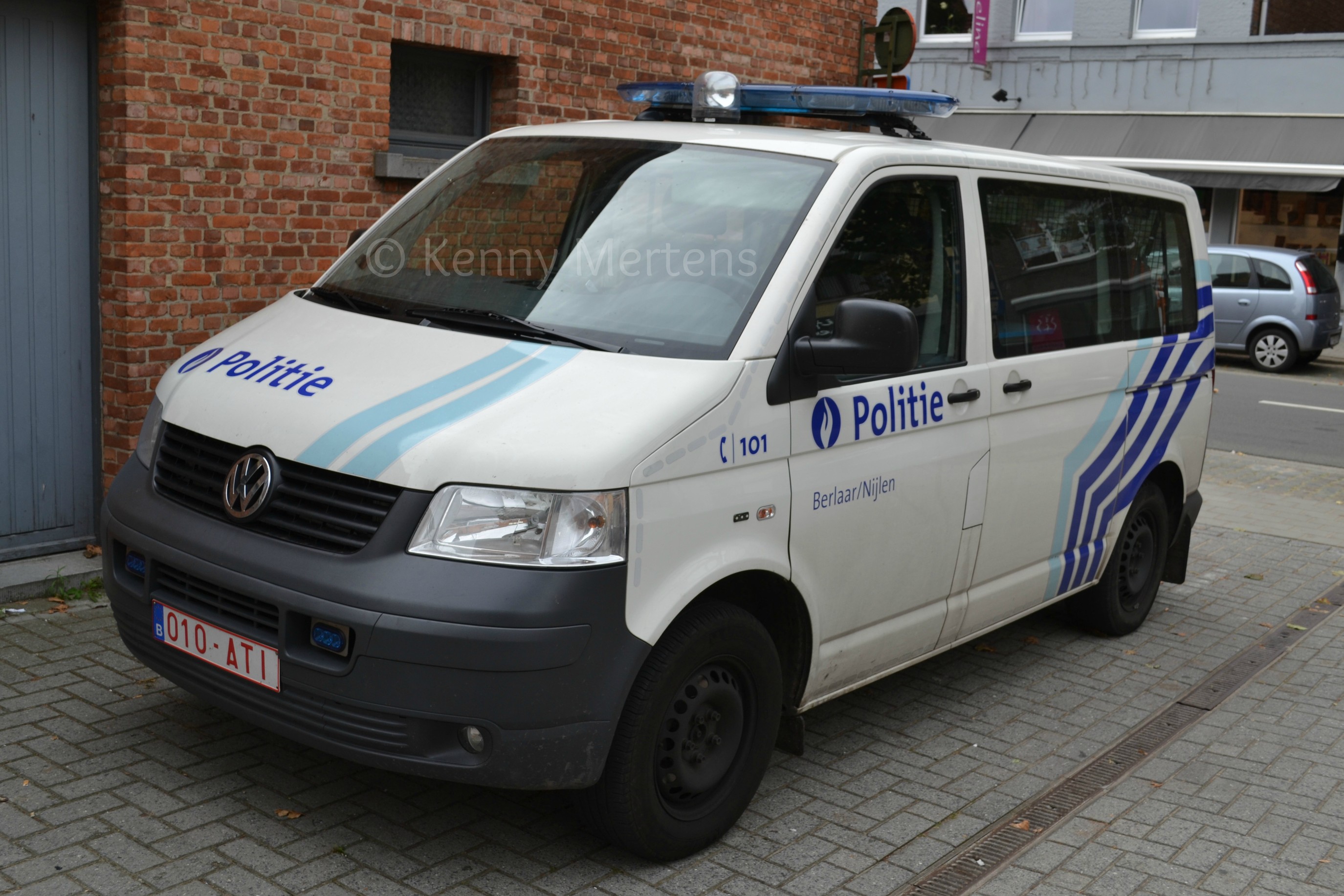 Photos de voitures de Police - Page 2017 - Auto titre