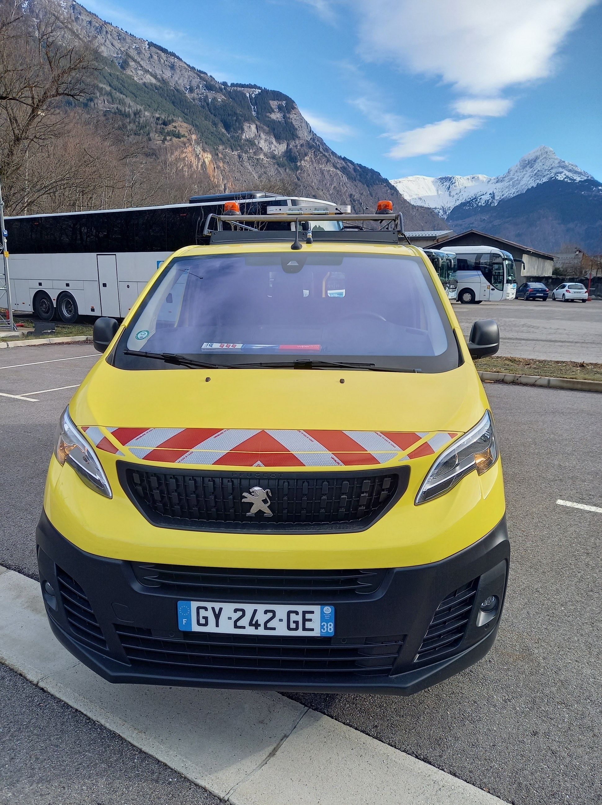 Les vehicules d'autoroute de la DDE et de la DIR - Page 313 - Auto titre