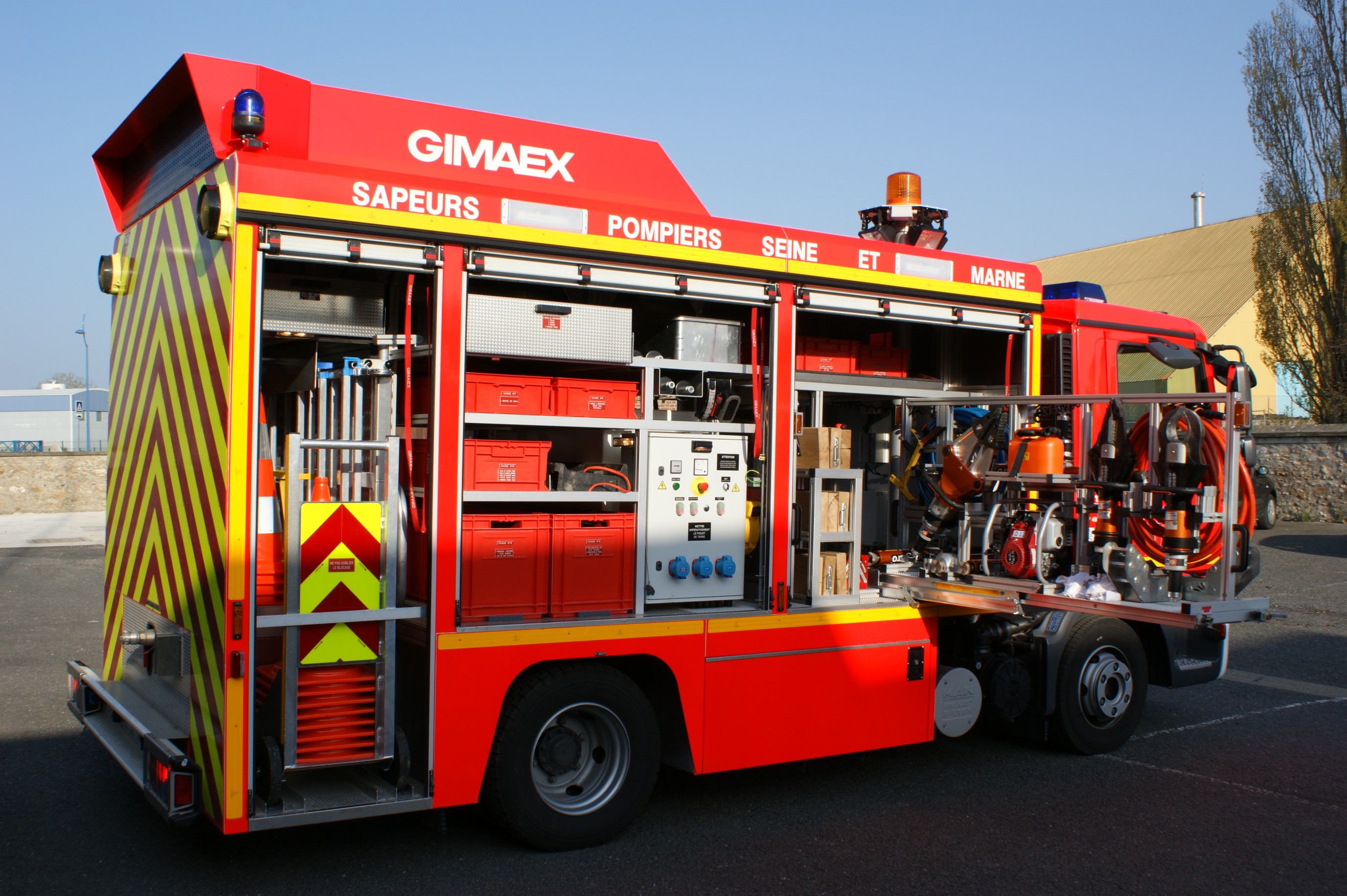Véhicules des pompiers français - Page 460 - Auto titre