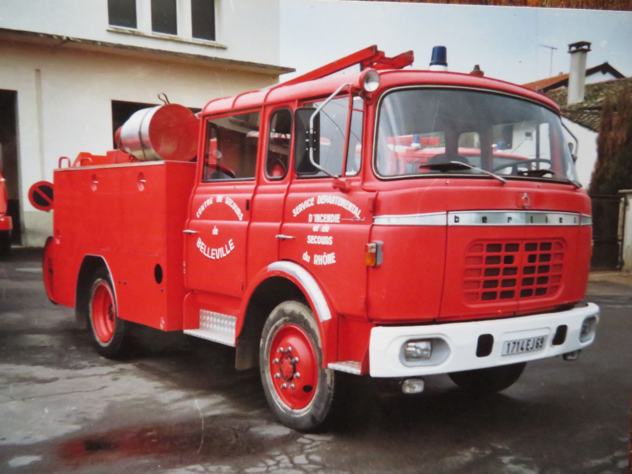Véhicule de pompier ancien - Page 421 - Auto titre