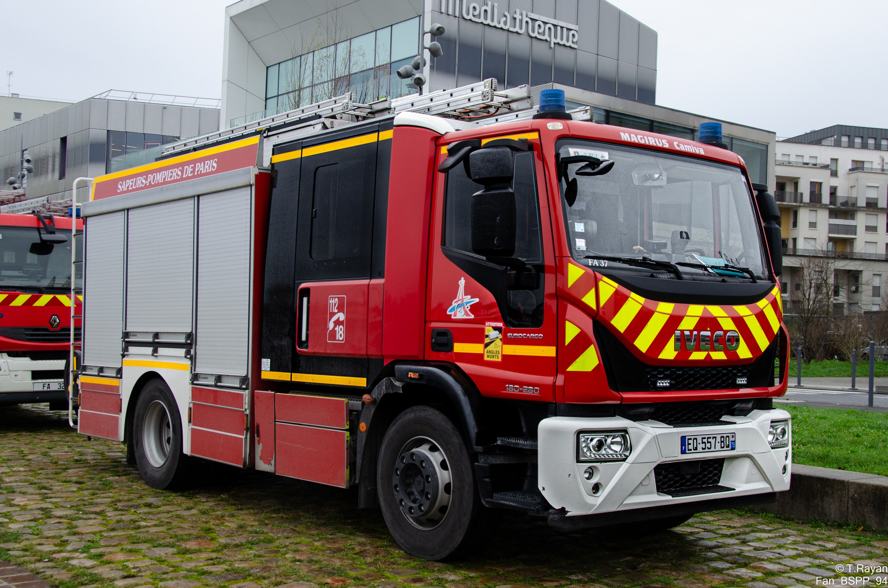Véhicules des pompiers français - Page 2476 - Auto titre