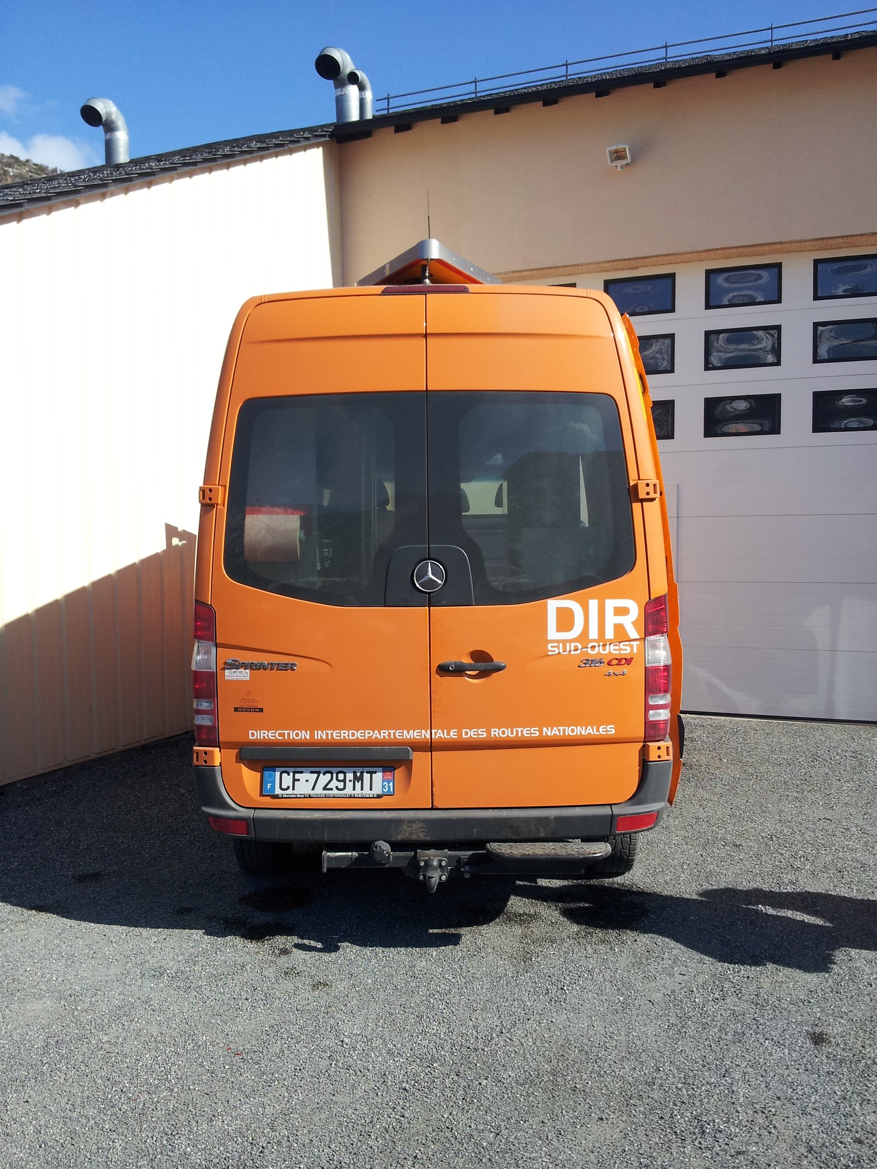 Les vehicules d'autoroute de la DDE et de la DIR - Page 198 - Auto titre