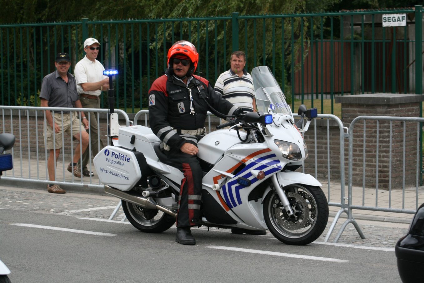 Photos de voitures de Police - Page 1111 - Auto titre