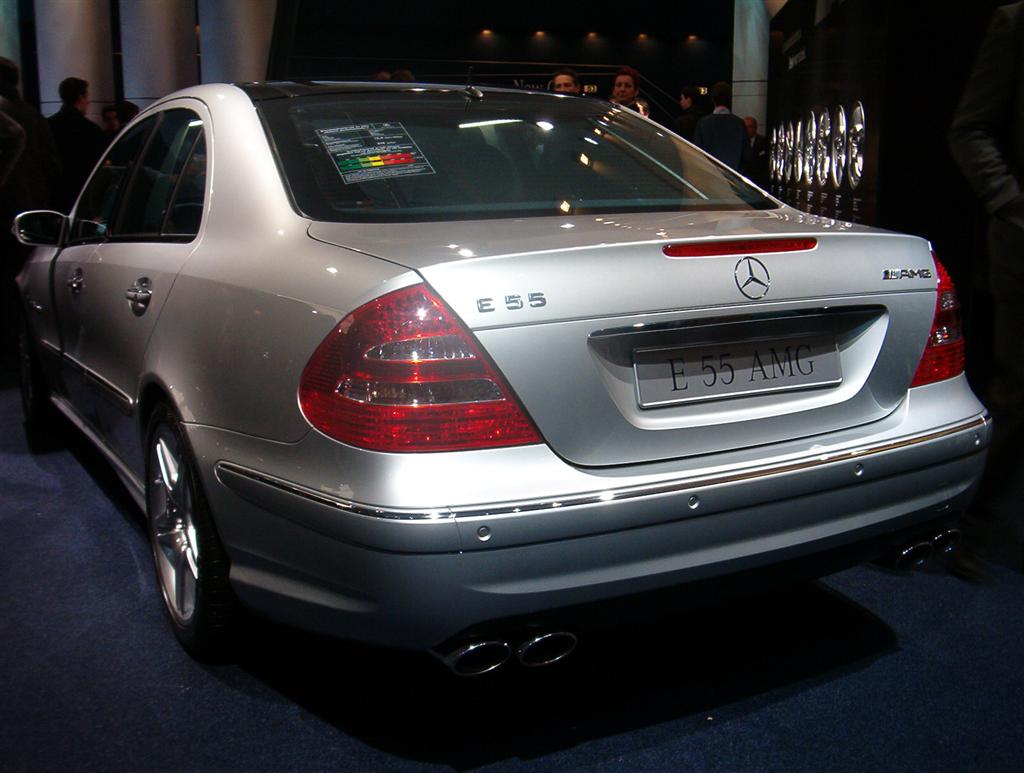 Mercedes - Auto titre