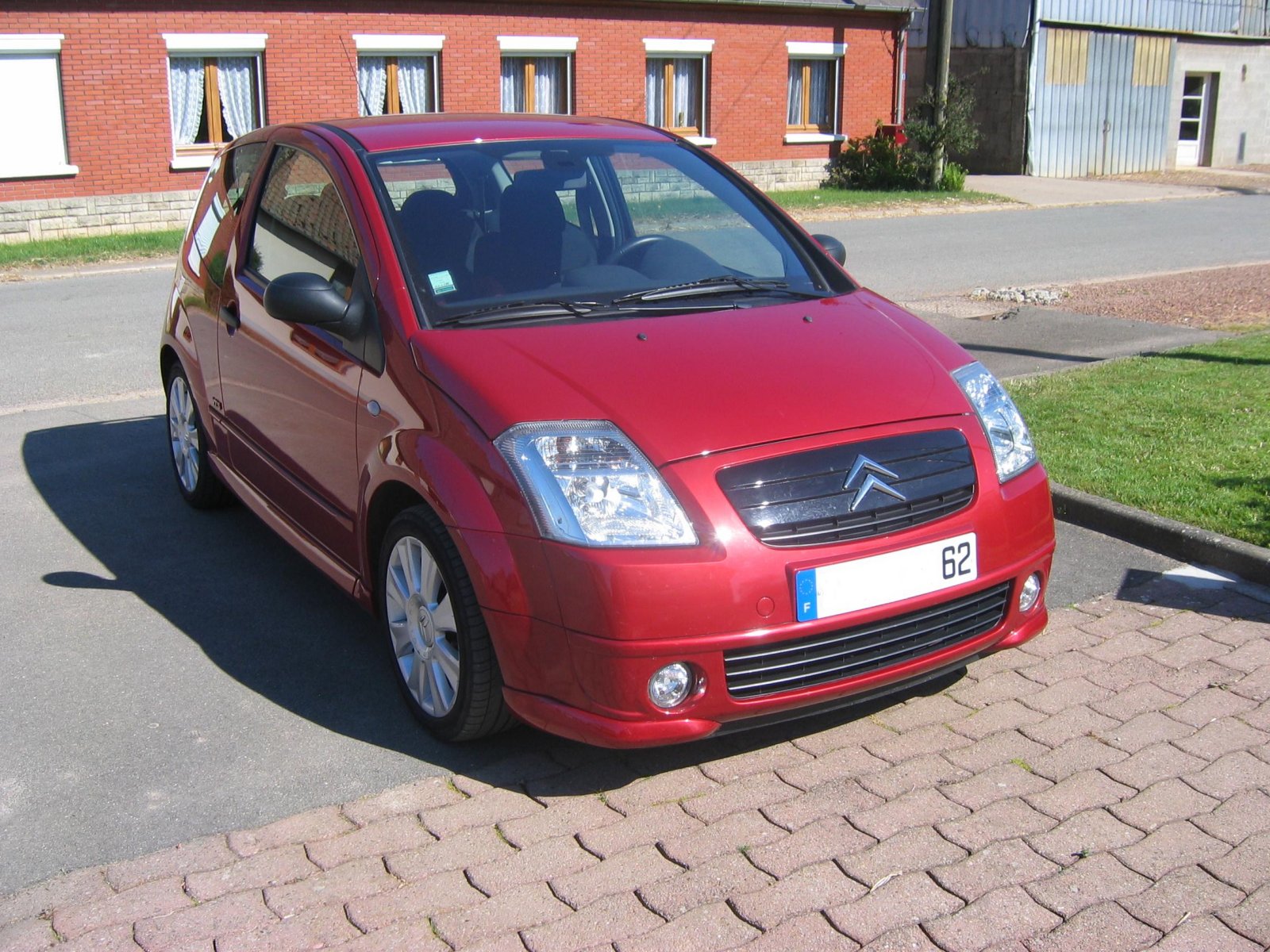 Salut à tous! présentation C2 vts - Auto titre